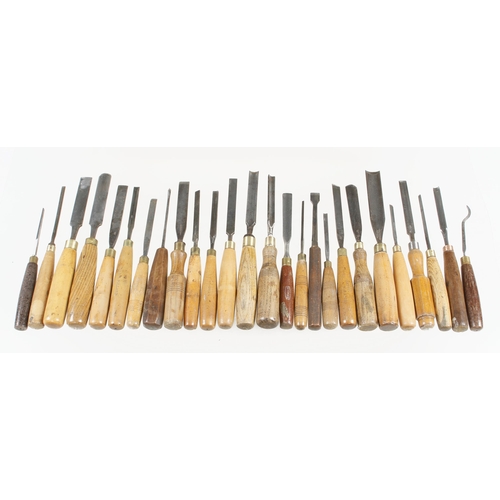 26 chisels and gouges G