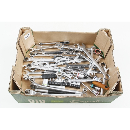 35 spanners, sockets etc G++