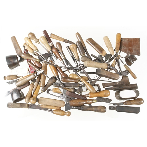 Quantity of leatherworker's tools G