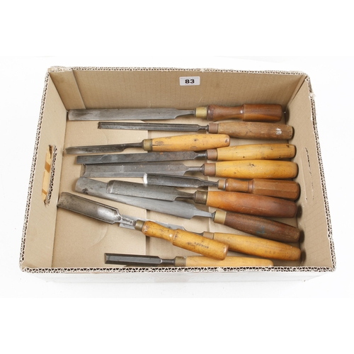 11 chisels and gouges G+