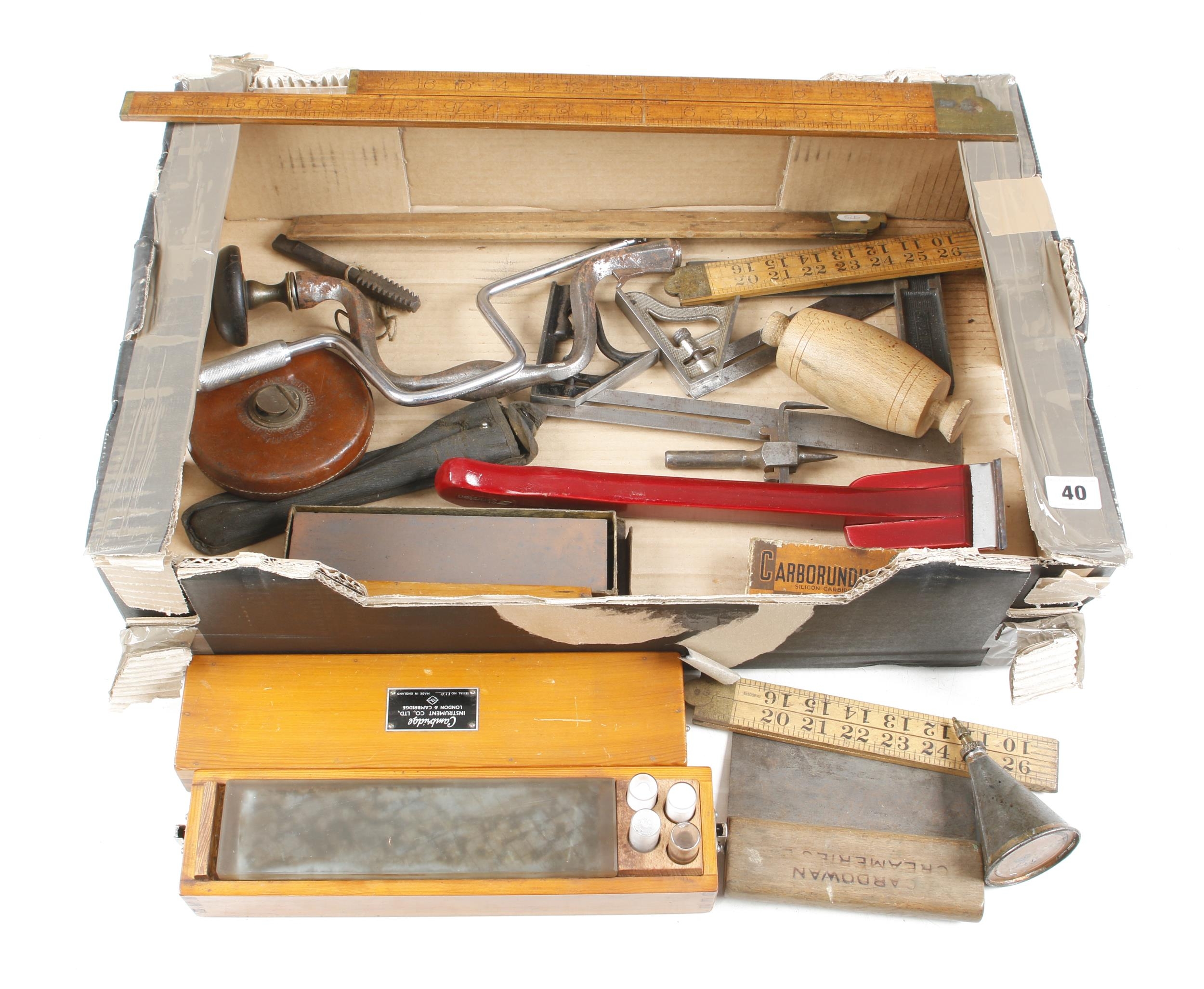 A box of tools G