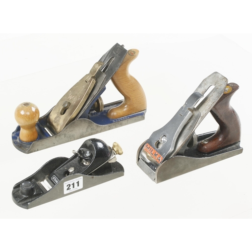 A STANLEY block plane, W.S. No 4 smoother and another by HILKA G+