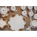 A collection of Royal Albert 'Old Country Roses' pattern tea ware to ...