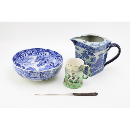 Advertising collectables to include 'Ringtons' Tea Merchants Newcastle ...