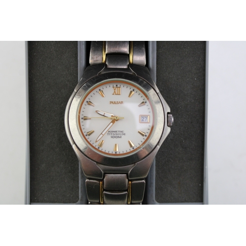 Gentleman's Pulsar Kinetic Titanum 100M wristwatch, date aperture at 3 ...