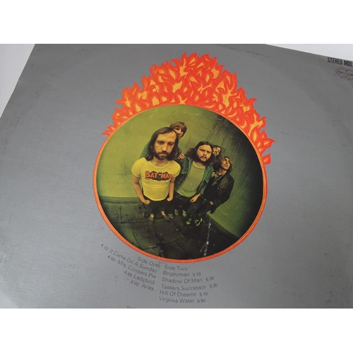 Vinyl records : a quantity of 33rpm LPs, various artists - rock bands ...