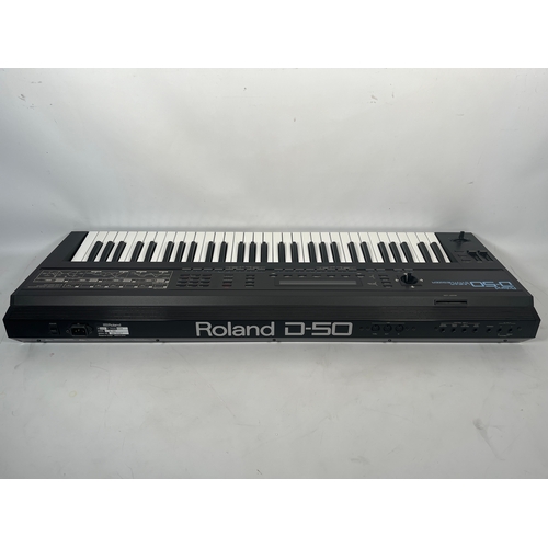 Roland D-50 Digital Linear Synthesizer Roland's answer to the revered ...