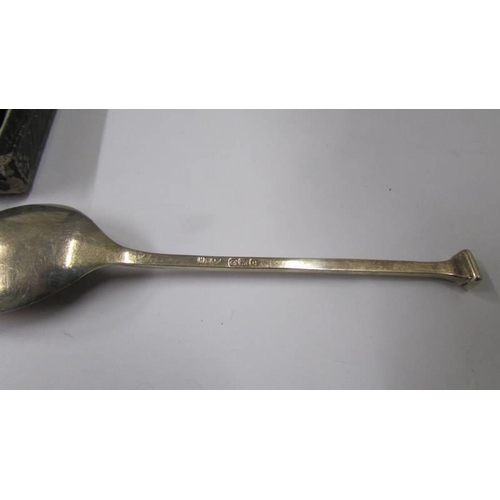 A cased set of six silver teaspoons 1.75 ounces.