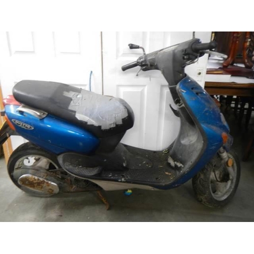 An old Ovetto motor scooter, COLLECT ONLY.