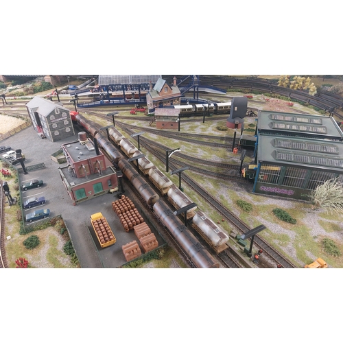 Very Large Model Railway OO Gauge DCC Layout professionally Built. This ...