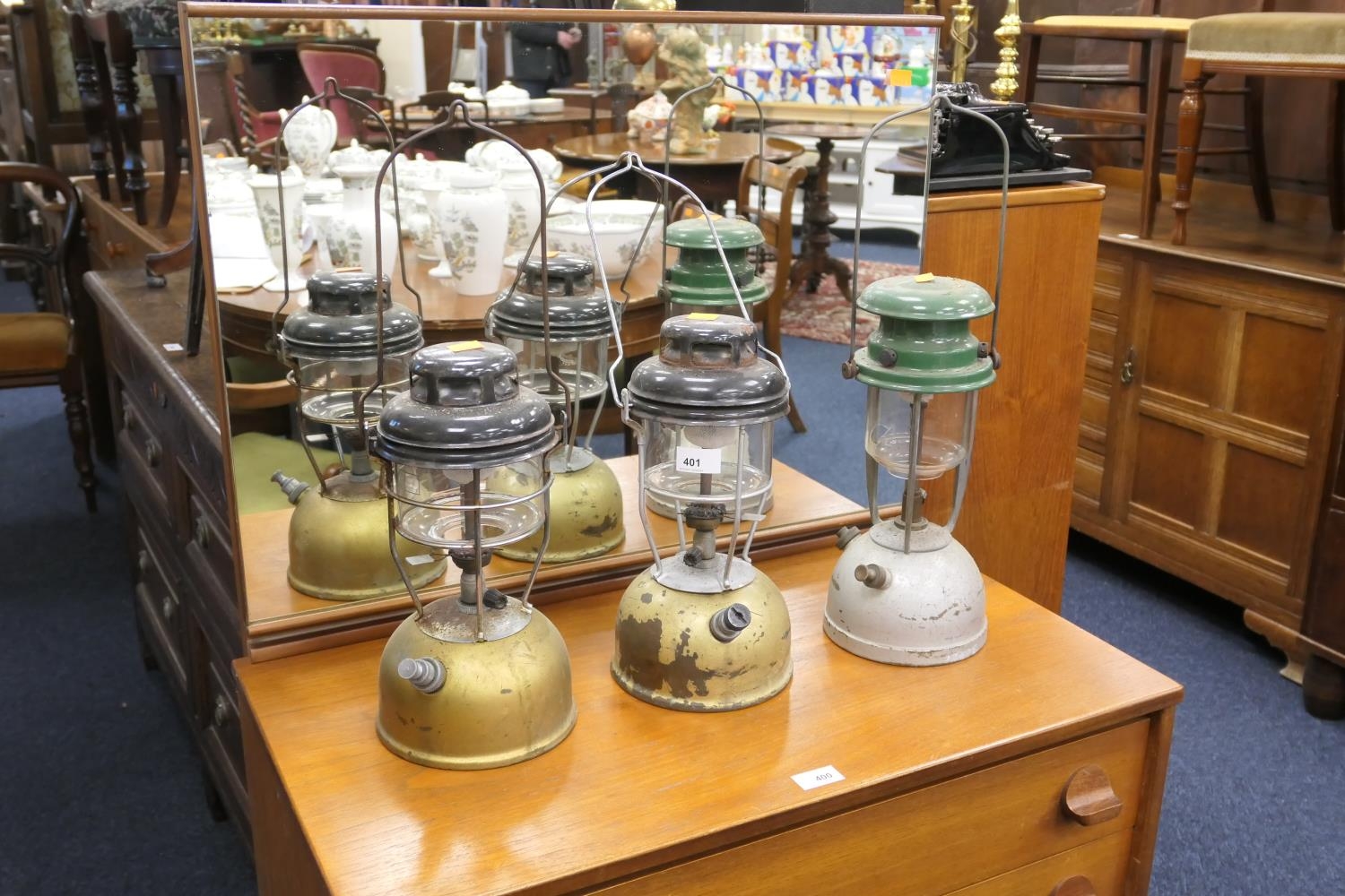 Three vintage Tilly lamps