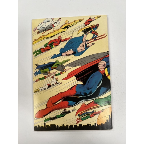 D C Comics: Superman 242, 244, 245, 252 x 240