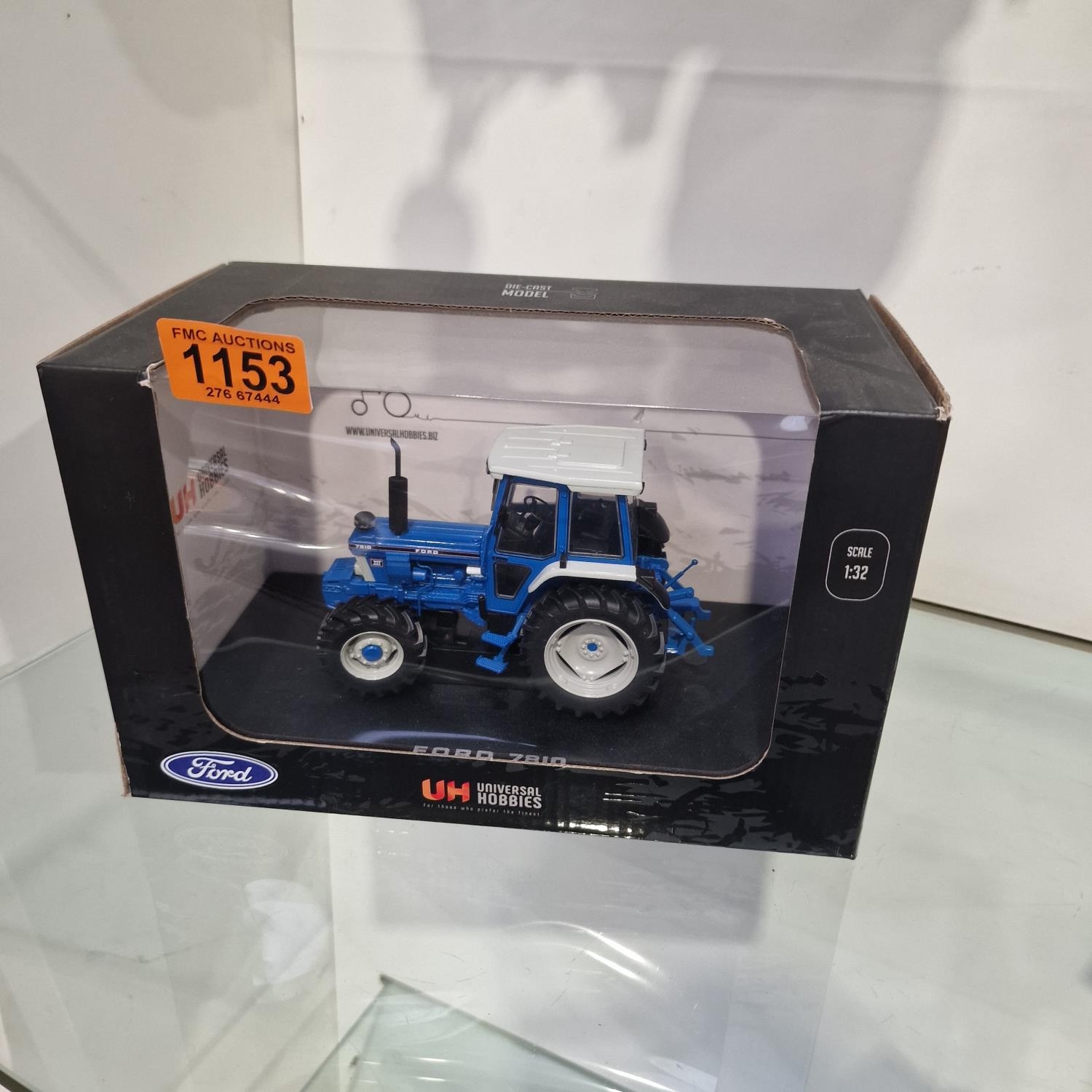 Universal Hobbies Ford 7810 1:32 Scale