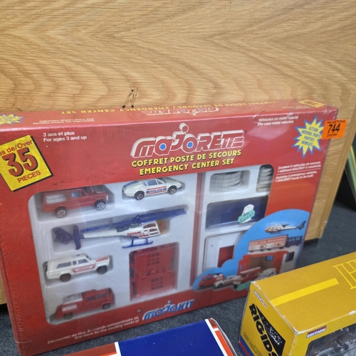 New Sealed Vintage Majorette Emergency Centre Set