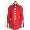 Grenadier Guards Guardsman’s Scarlet Tunic. A fine Elizabeth II period ...
