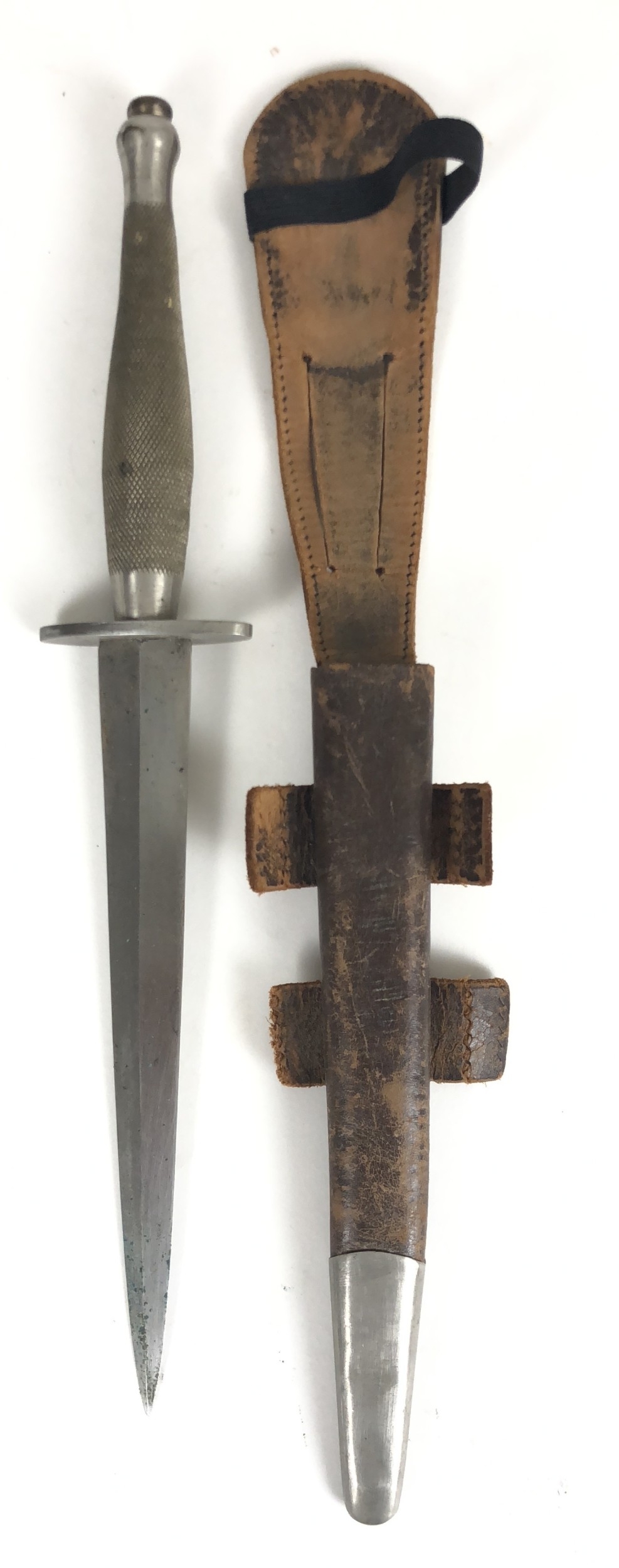 WW2 2nd pattern Fairbairn-Sykes Commando fighting knife. A good and ...
