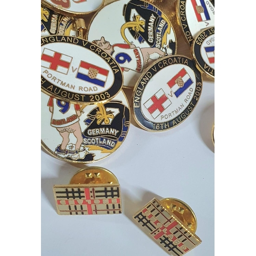 Approx 65 England enamel pin badges including multiples (Qty)