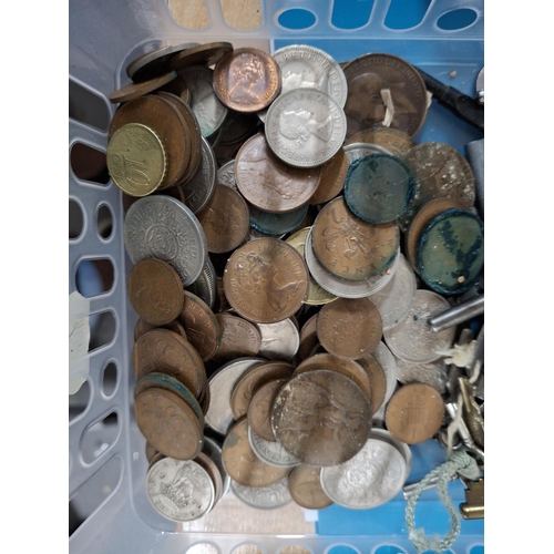 Large quantity of keys including old cabinet examples and a large ...