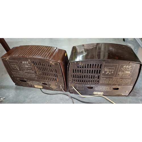 Two vintage value GEC Bakelite radios (2)