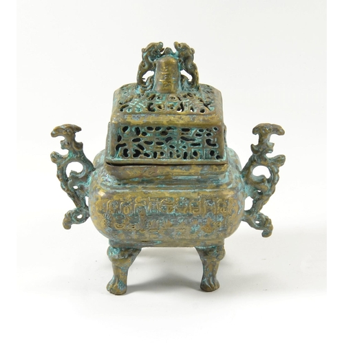 Eastern ceremonial vessel/incense burner with verdigris, on four legs ...