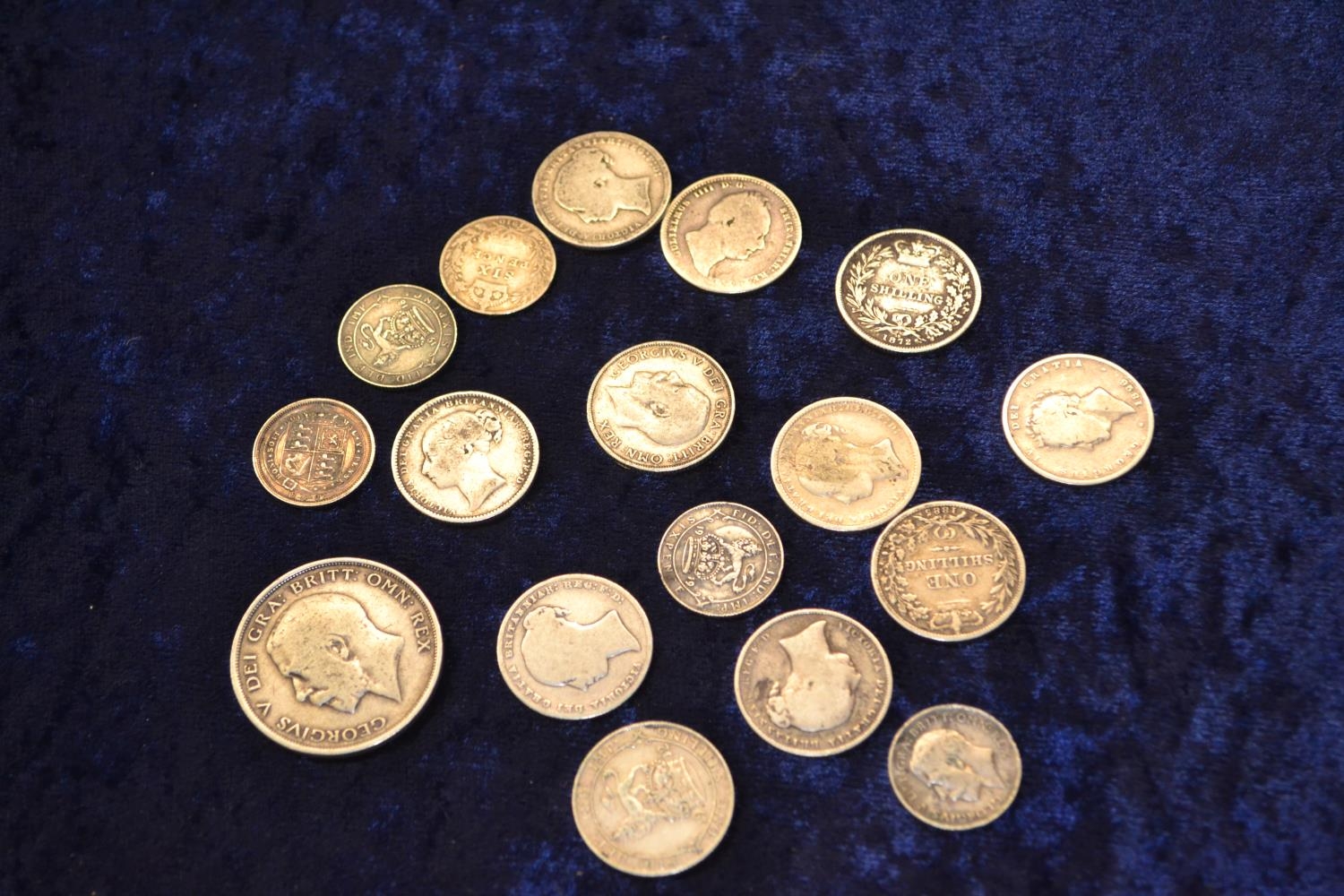 Collection of mostly Victorian silver shillings etc., gross weight 87 grams