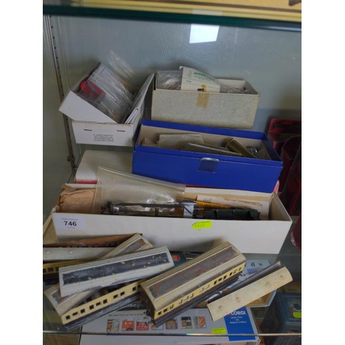 Selection of scale model kit form trains, with plans - four engines and ...