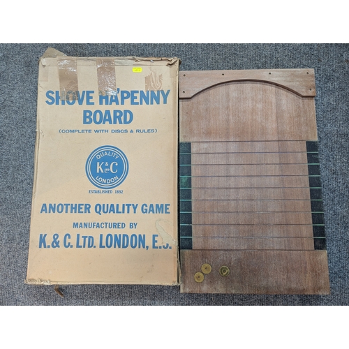 Shove ha'penny board game in box