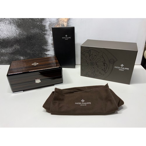 PATEK PHILIPPE SWISS WOOD WOODEN WATCH BOX COMPLETE WITH FELT (9550)