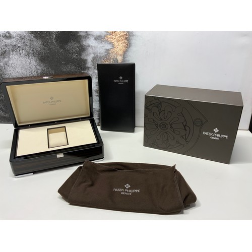 PATEK PHILIPPE SWISS WOOD WOODEN WATCH BOX COMPLETE WITH FELT (9550)