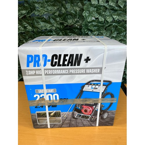 NEW PRO CLEAN+ 7.0HP HIGH PERFORMANCE PETROL PRESSURE WASHER (CT1757 ...