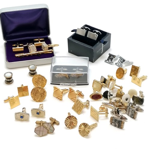 Qty of cufflinks inc boxed Jasper Conran, novelty car cufflinks, boxed ...