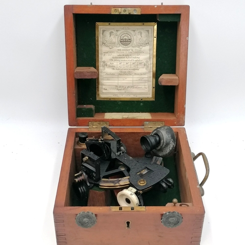 Cased Husun sextant 25512 dated 5-3-41 - box 22cm x 22cm x 14cm high ...
