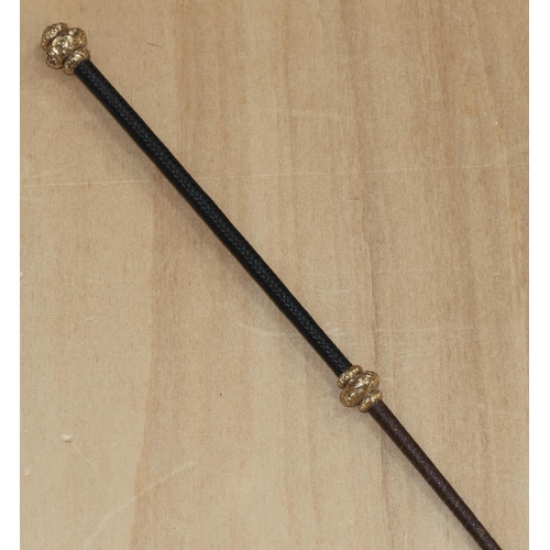 A 19th Century hair and Pinchbeck mounted whip, 79cm long
