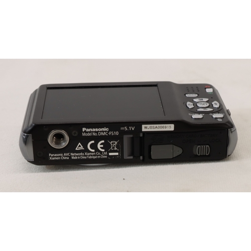 A pair of Commodore 9 x 40 wide angle binoculars, No. 3377 with leather ...