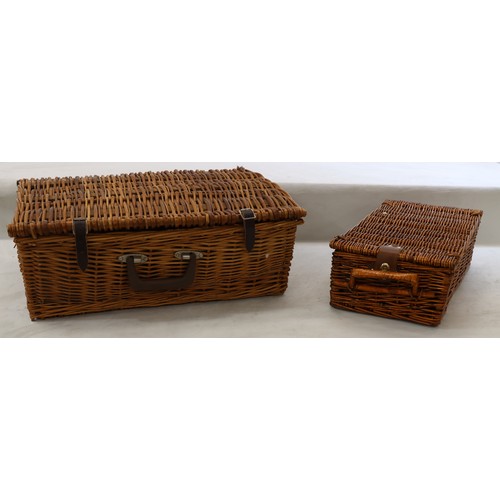 A wicker 4-person picnic hamper by The Brexton Collection, 4 plates, 4 ...