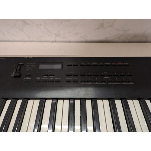 Roland D-5 Multi Timbral Linear Synthesiser