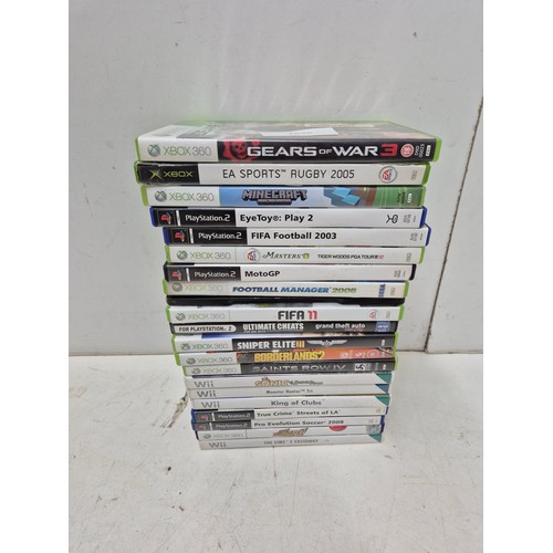 A selection of Wii, Xbox 360 and ps2 games