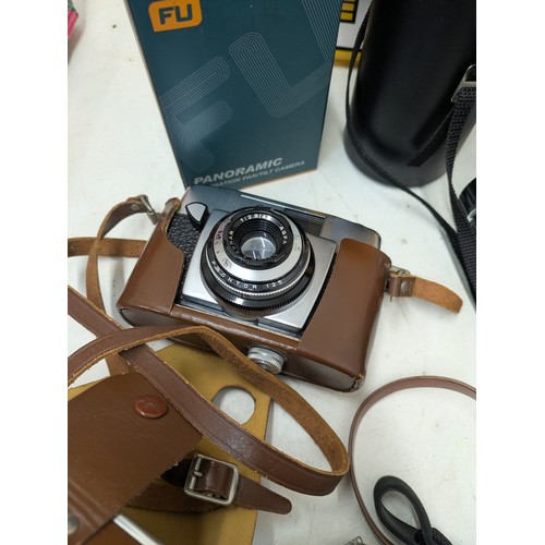 A selection of vintage cameras and equipment, to include Agfa Silette I ...
