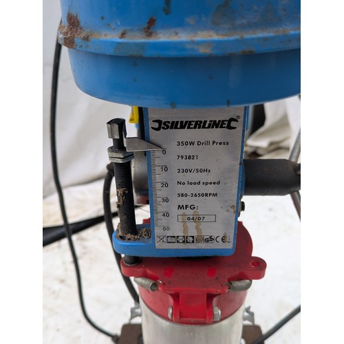 A silverline 350w 230v pillar drill