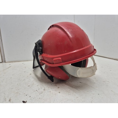 An Oregon tree surgeon helmet