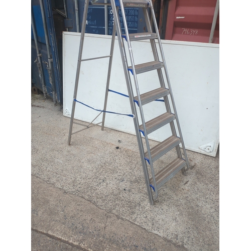 ABRU Metal Step Ladder