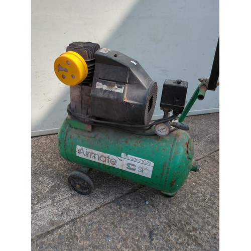 SIP Airmate Tornado 210/25 Air Compressor
