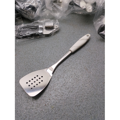 Job lot of kitchen utensils including spatula and rotary grater