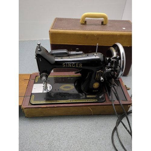Singer 99K Sewing Machine with Case