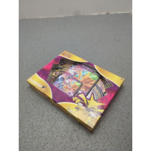 Pokemon Alakazam V Box