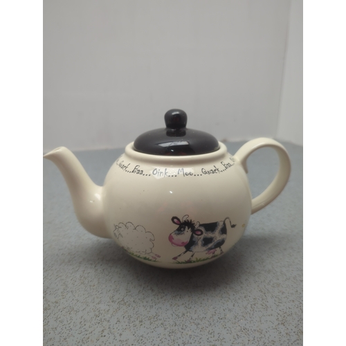 Farm Animal Teapot and Mug Set