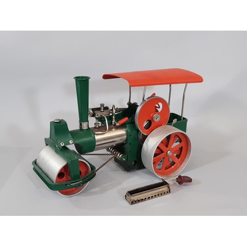 Live steam model steam roller 'Old-Smoky' by Wilesco in original box ...