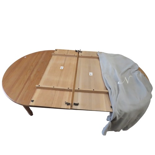 A 'Neptune Sheldrake' contemporary light oak D end pull out extending ...