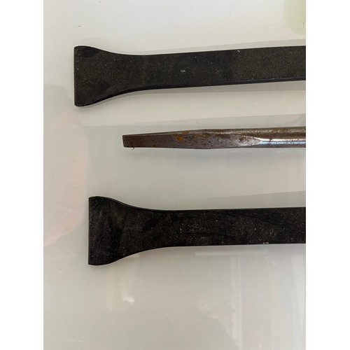 Tools, three new old stock black smiths’ tools, each splitting chisel ...