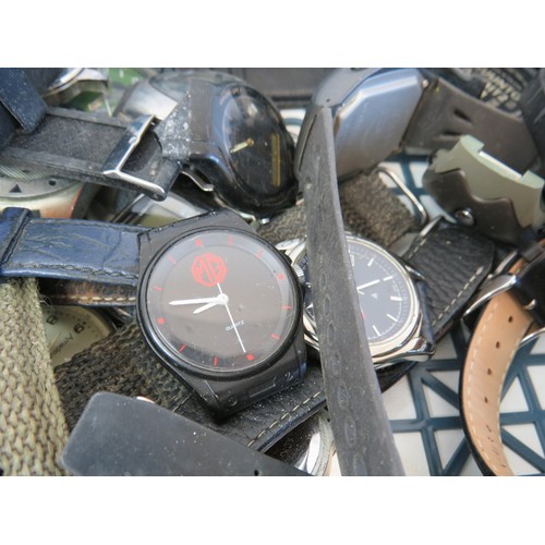A job lot of assorted watches.